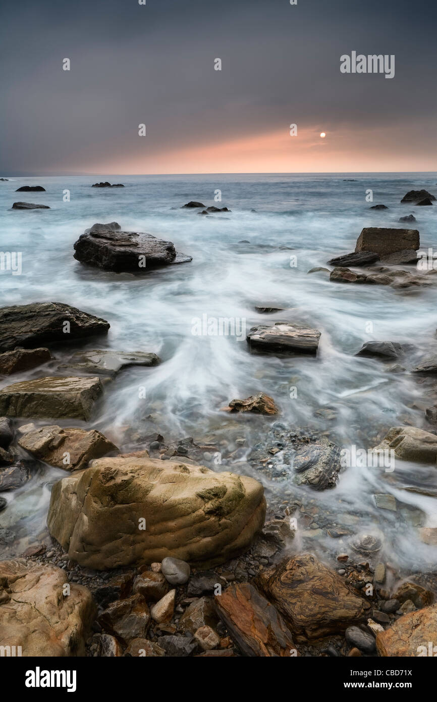 Time lapse view sea waves hi-res stock photography and images - Alamy