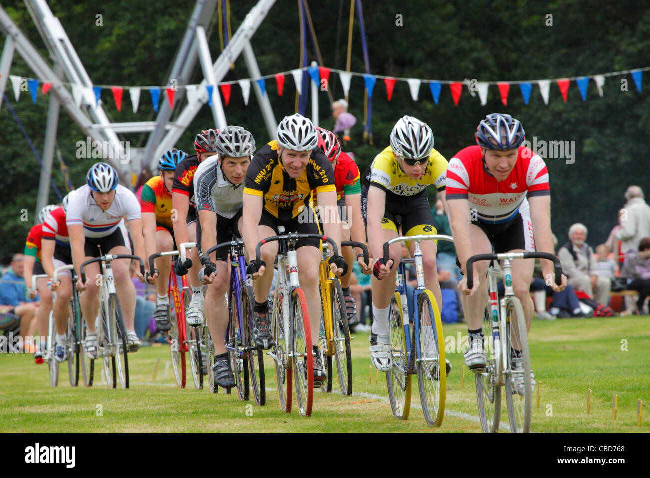 Cycling cycle racing hi-res stock photography and images - Alamy