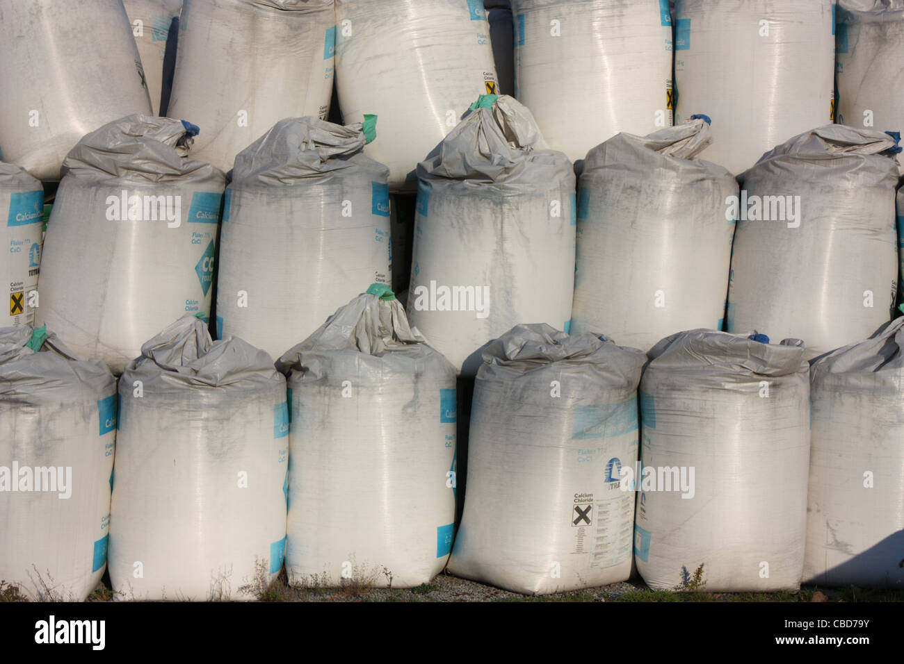 Bulk chemical storage hi-res stock photography and images - Alamy