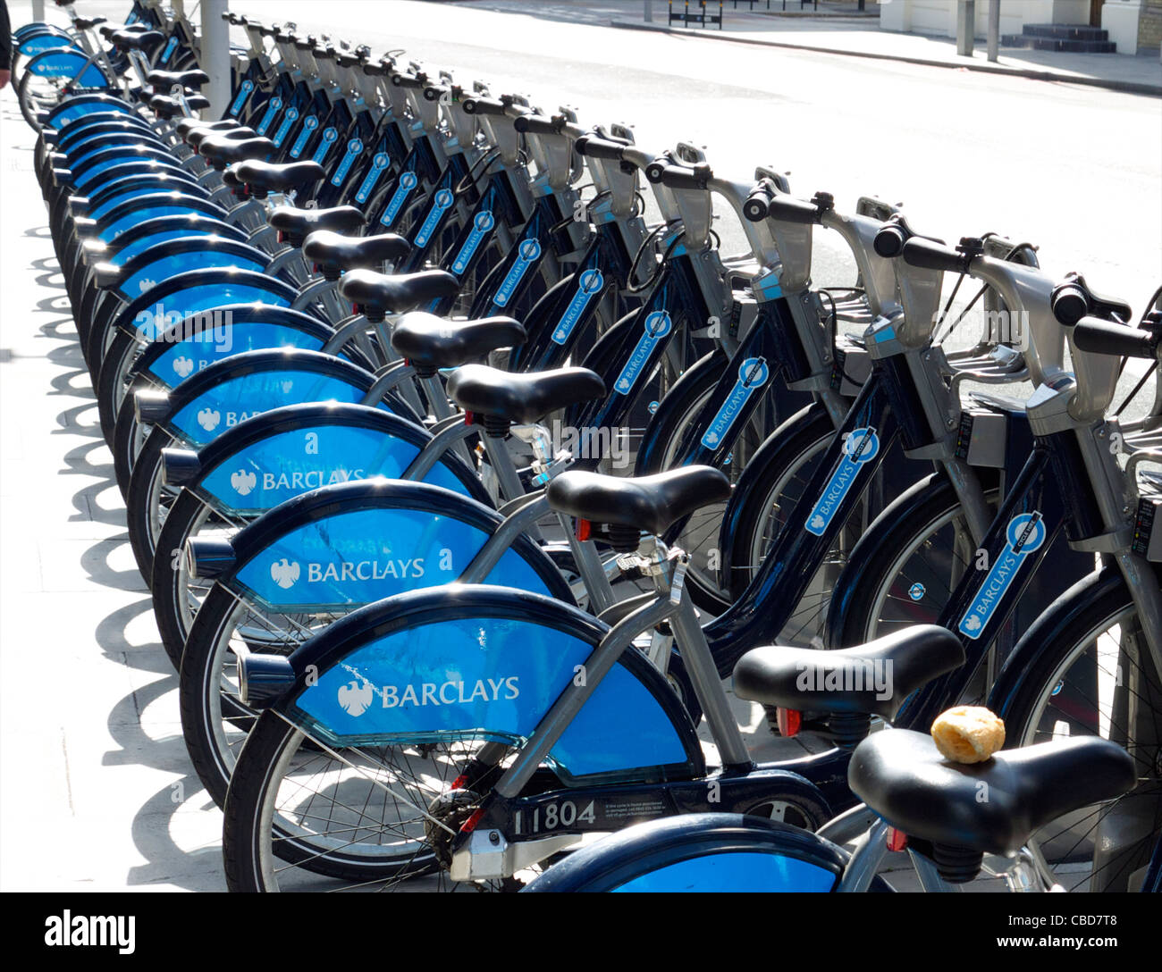 Cycle hire station hi-res stock photography and images - Alamy