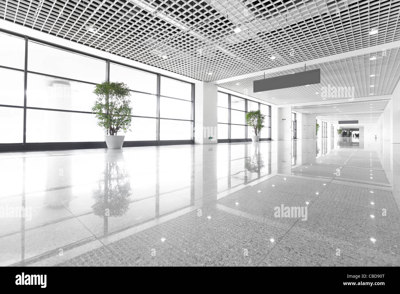 Office building hall floor hi-res stock photography and images - Alamy