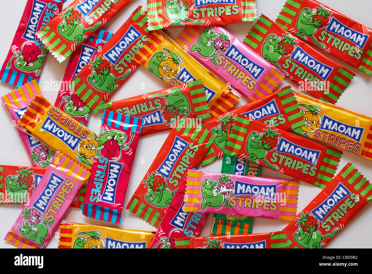 Sweet wrappers pile hi-res stock photography and images - Alamy