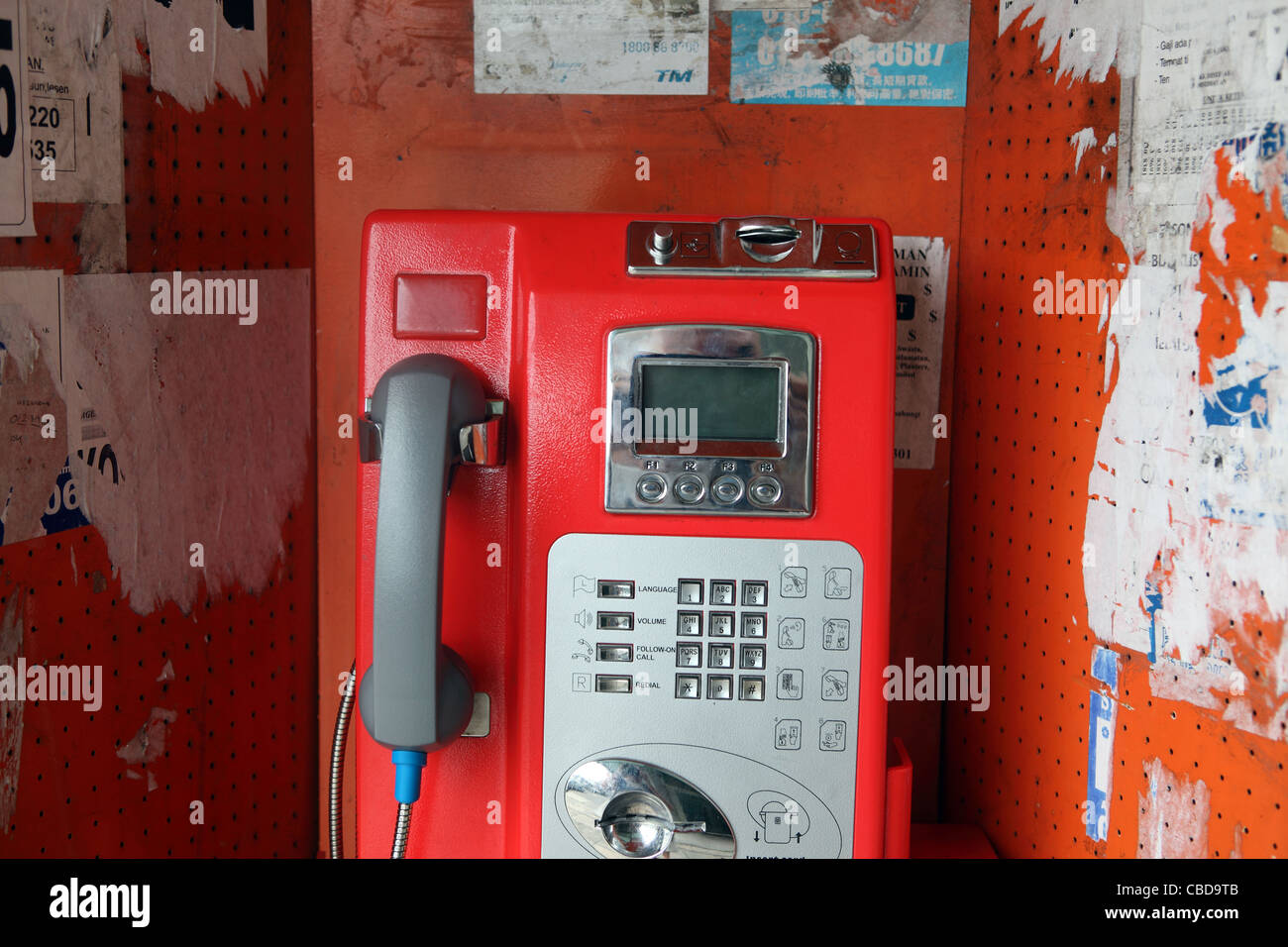Public telephone booth hi-res stock photography and images - Alamy