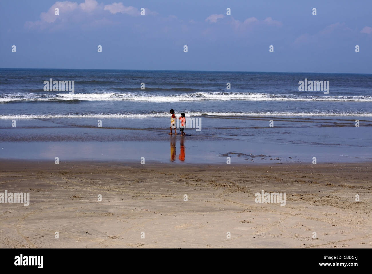 kids on beach Stock Photo - Alamy
