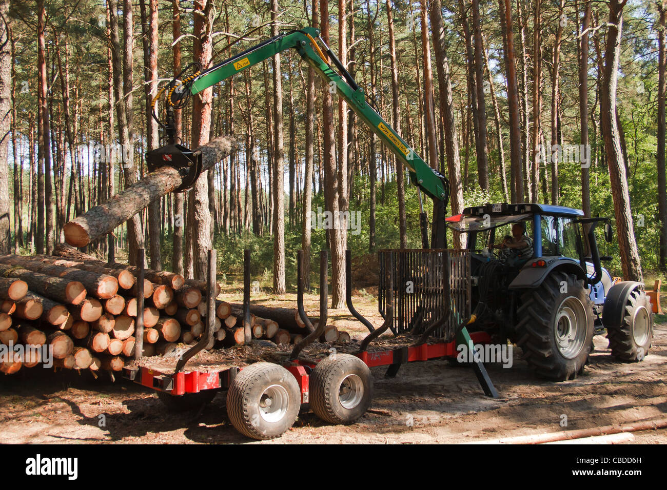 Timber tractor hi-res stock photography and images - Alamy
