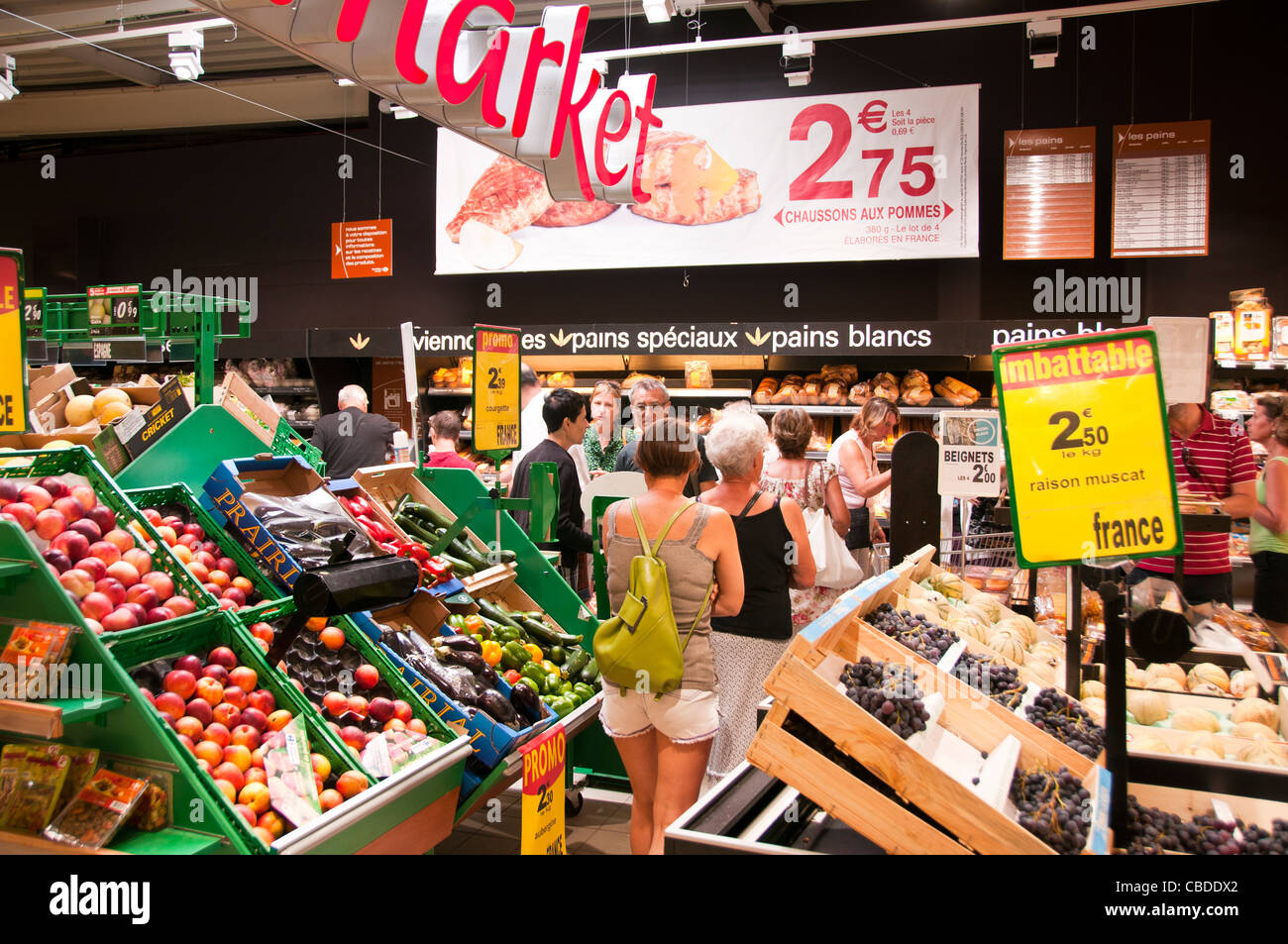 Vegetable section in french supermarket hi-res stock photography and ...