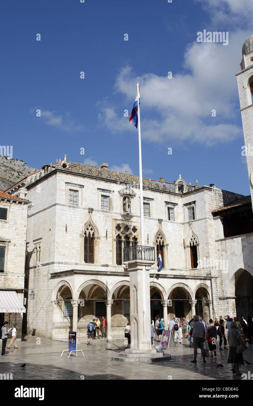 SPONZA PALACE & LUZA SQUARE OLD TOWN DUBROVNIK CROATIA 08 October 2011 ...