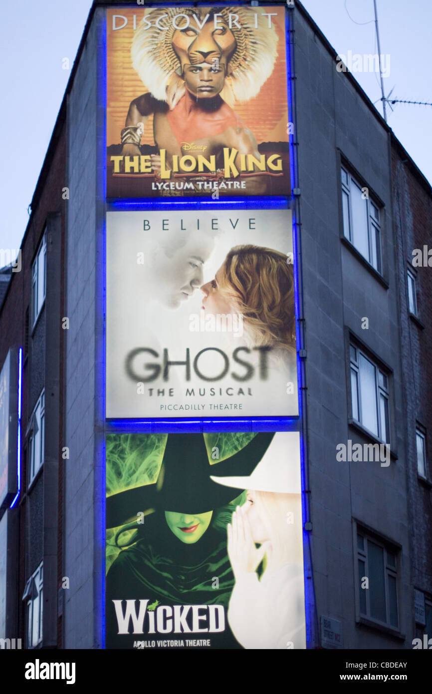 Broadway Musical Posters Stock Photos & Broadway Musical Posters Stock ...