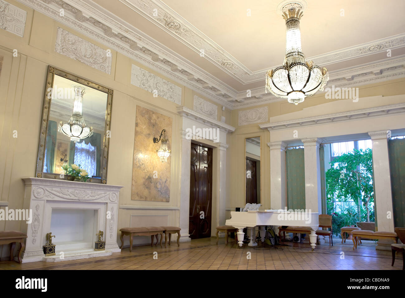 Entrance hall in classic style Stock Photo - Alamy