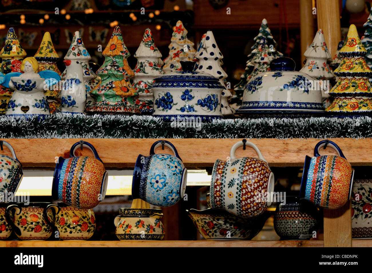 Hand made pottery hi-res stock photography and images - Alamy