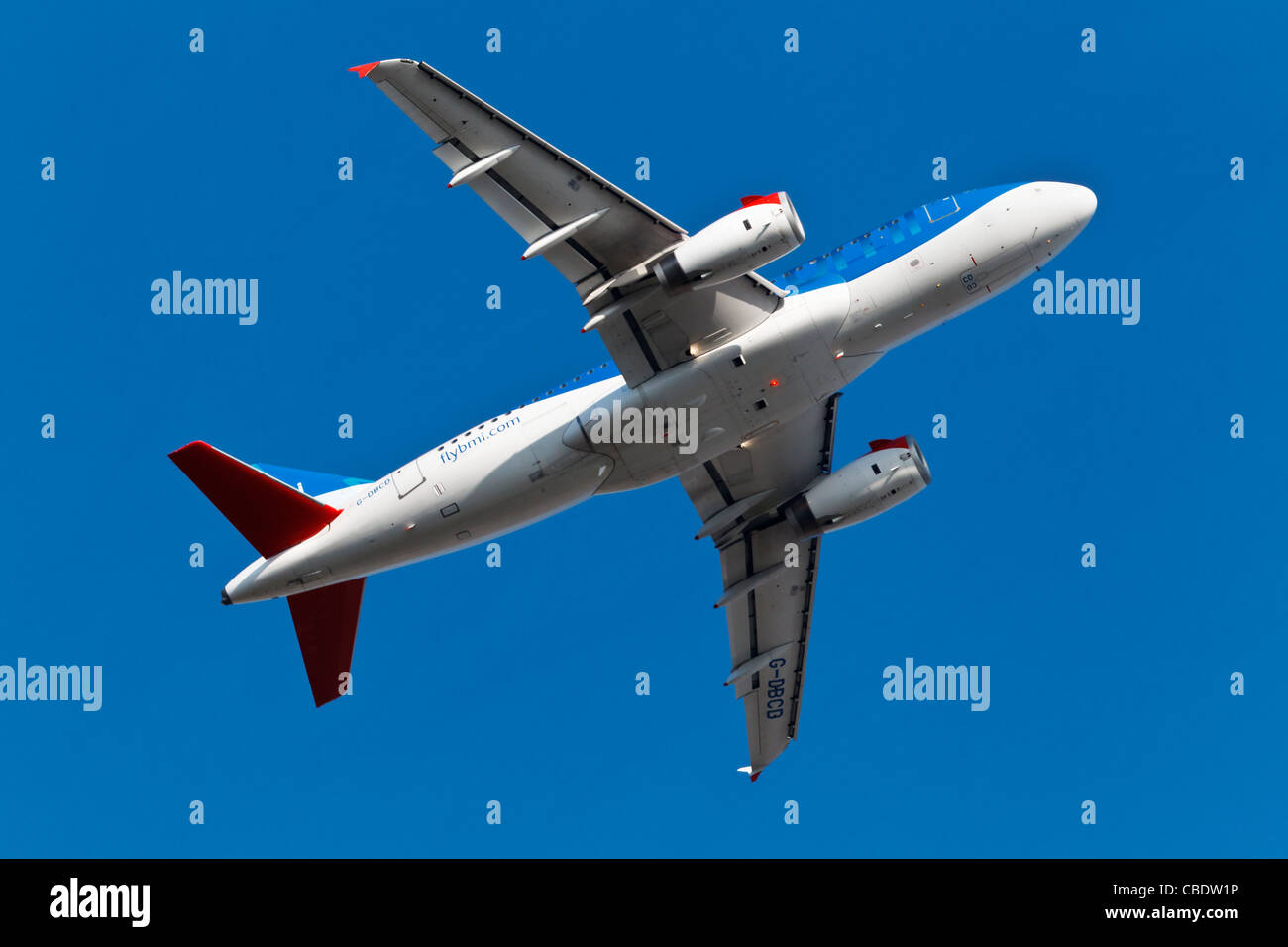 Airbus a319 white hi-res stock photography and images - Alamy