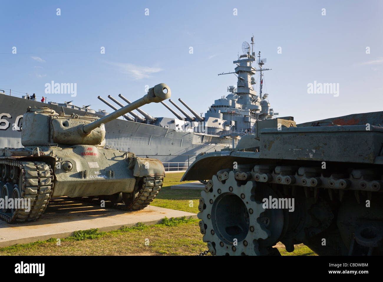 Tanks in foreground at Battleship USS Alabama Memorial park tourist ...