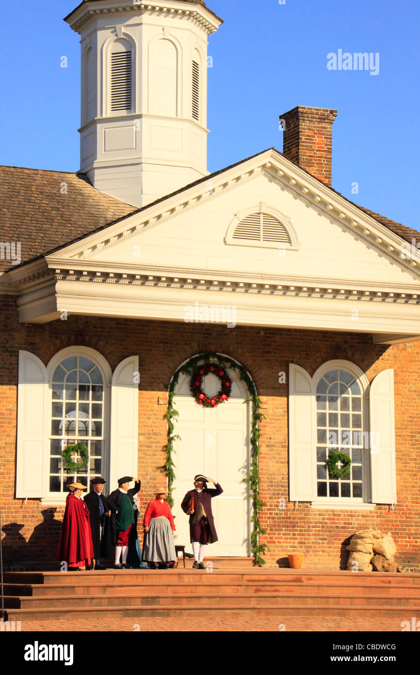Men and Women with Christmas Decorations in Front of Courthouse ...