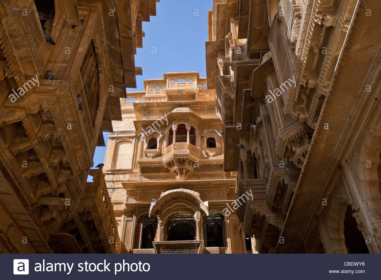 patwa-haveli-or-patwon-ki-haveli-at-jaisalmer-rajasthan-india-CBDWY8 ...
