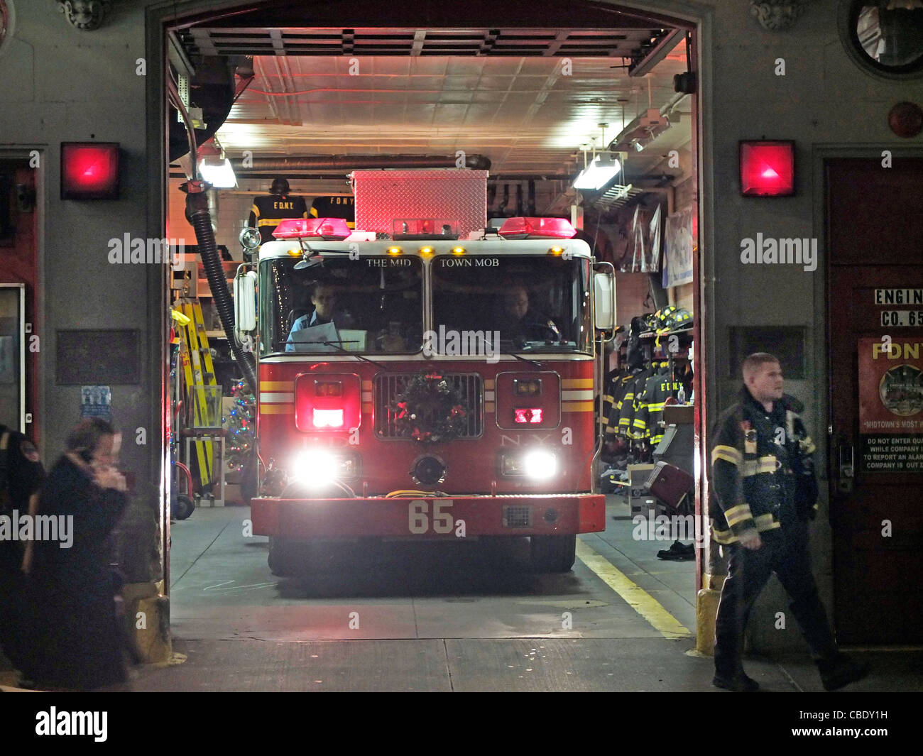 Fire truck garage door hi-res stock photography and images - Alamy