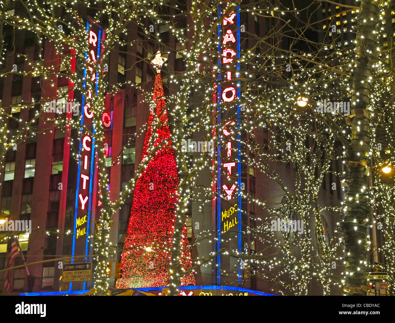 Radio City Music Hall at Christmas Stock Photo - Alamy