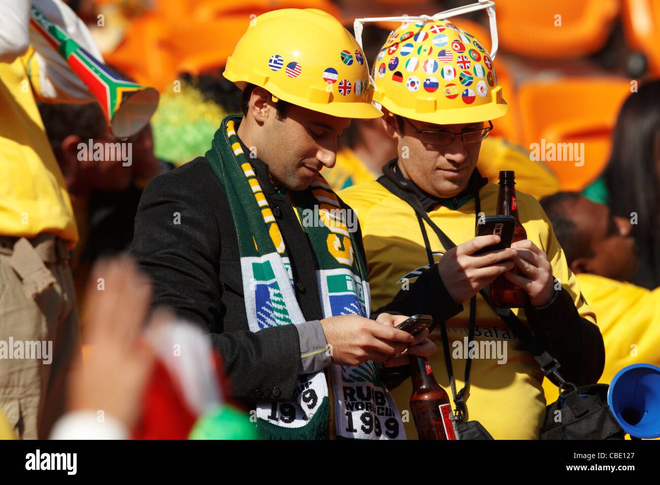 Football fans mobile phone hi-res stock photography and images - Alamy