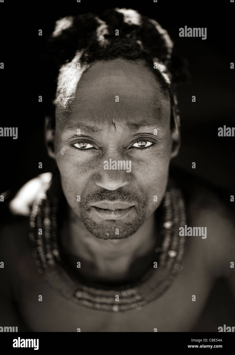 Himba Man With Traditional Hairstyle, Angola Stock Photo - Alamy