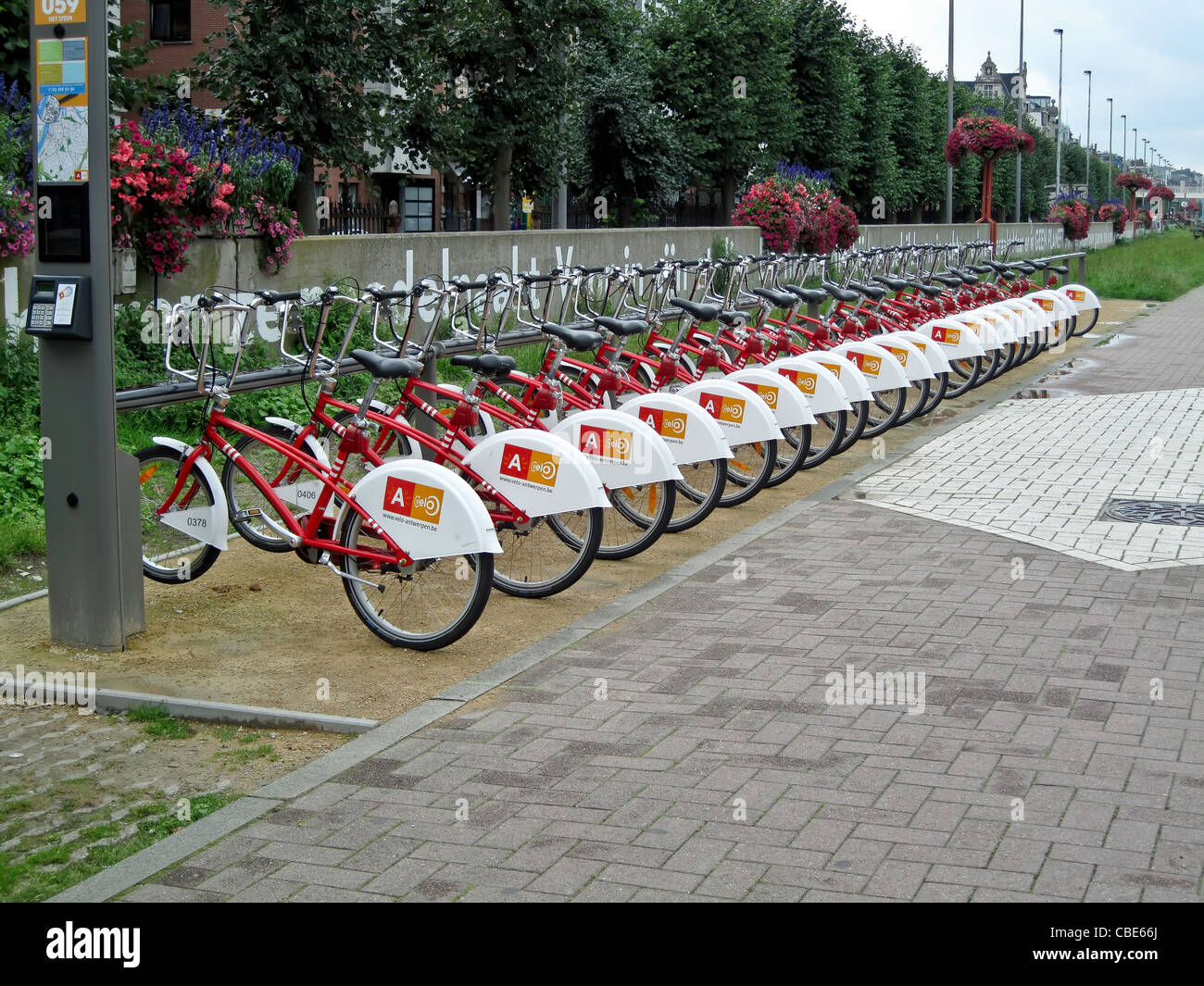 Rental stations hi-res stock photography and images - Alamy