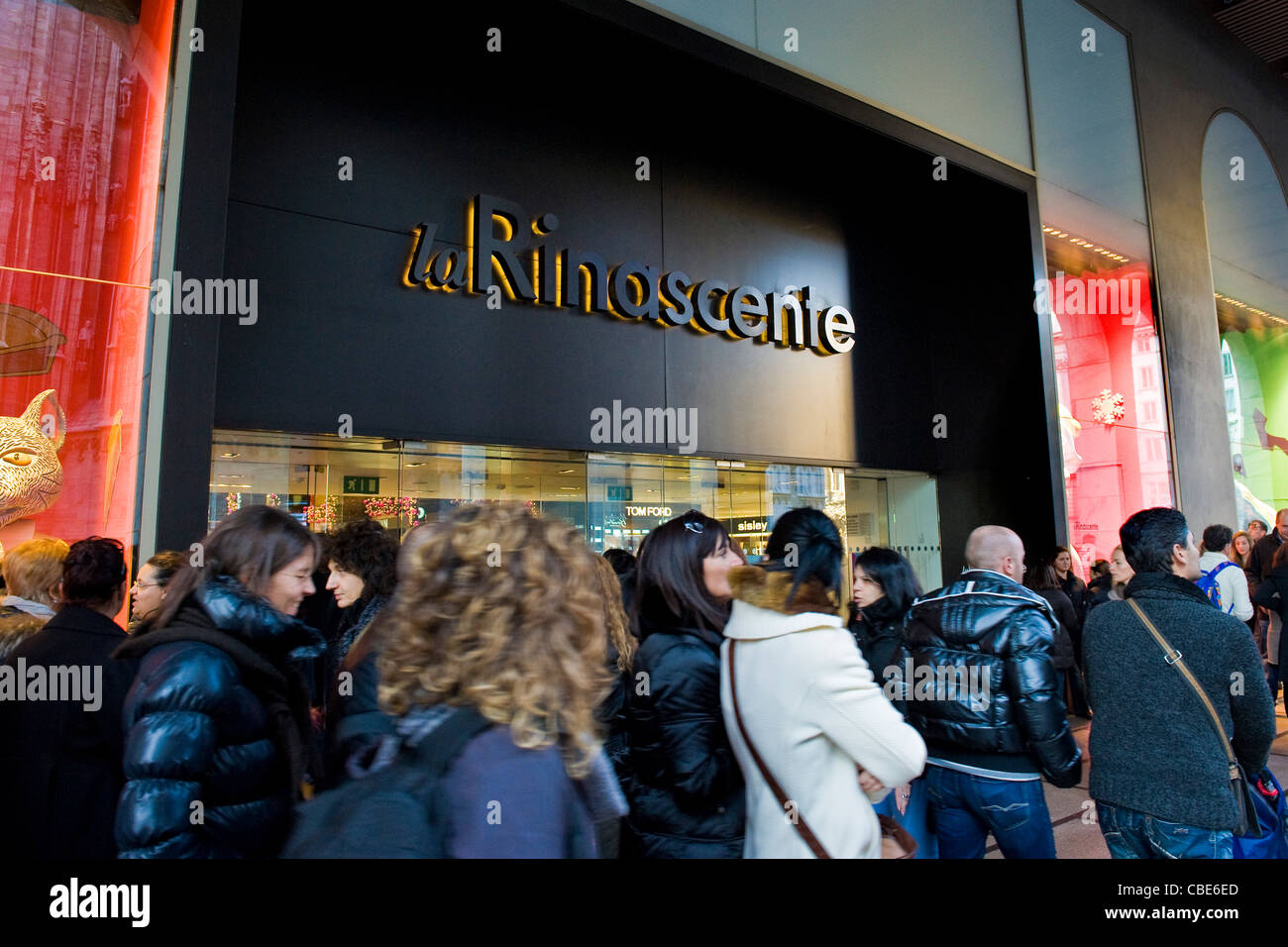 Rinascente milan italy hi-res stock photography and images - Alamy