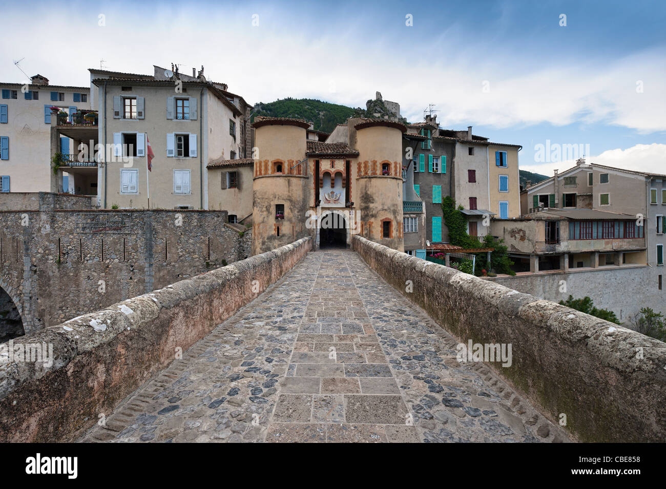 Medieval french village entrevaux hi-res stock photography and images ...