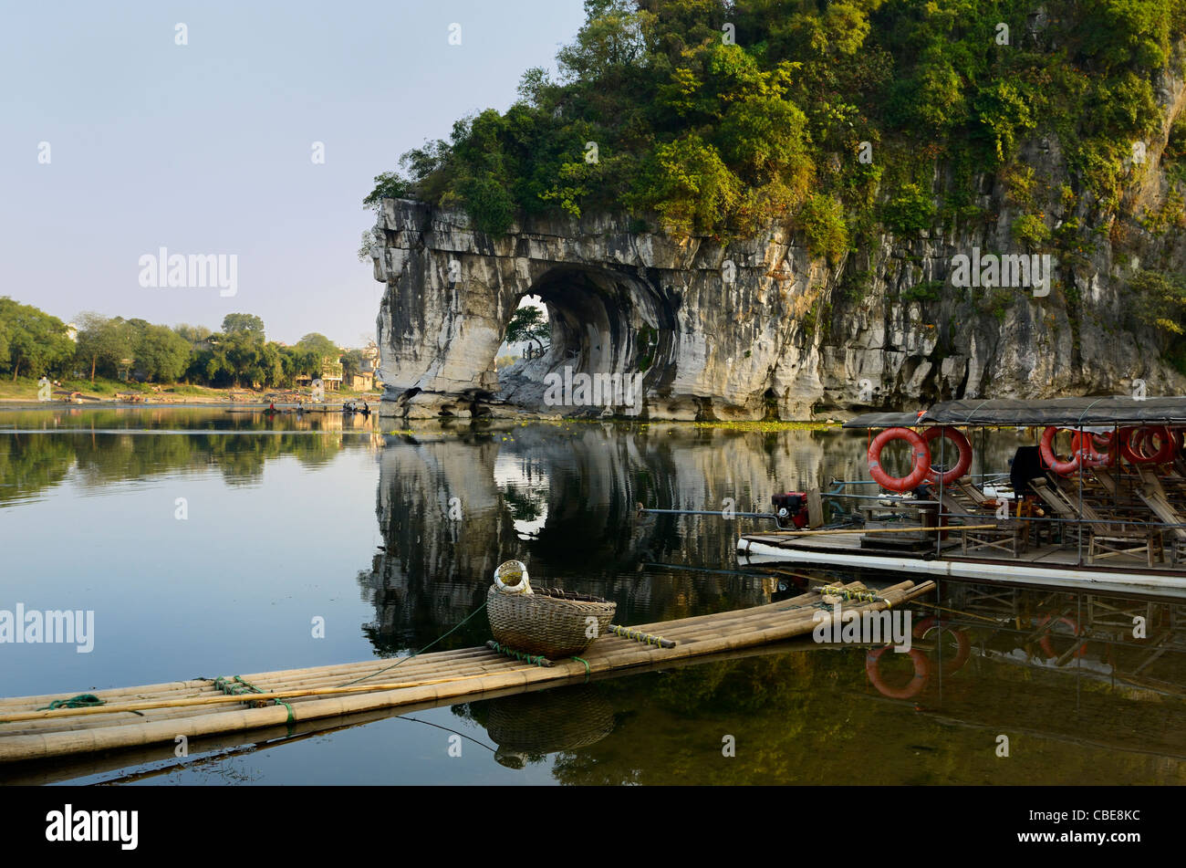 Bamboo raft on Li river with Water Moon Cave of Elephant Trunk Hill ...