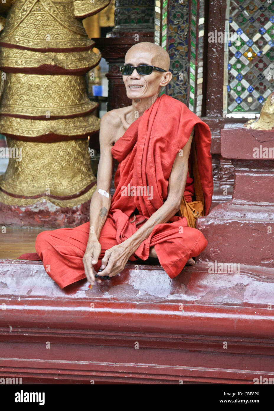 Myanmar Monk Meditation Stock Photos & Myanmar Monk Meditation Stock ...