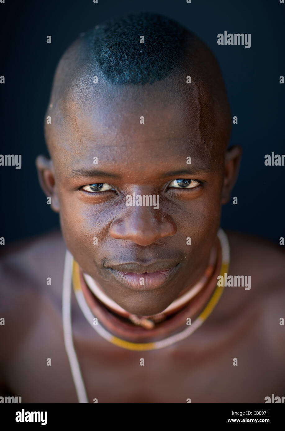 Mucubal Man, Virie Area, Angola Stock Photo - Alamy