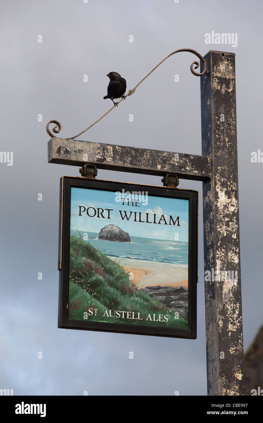 Port william pub cornwall hi-res stock photography and images - Alamy