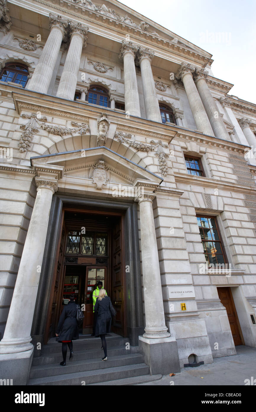 Hm revenue customs 100 parliament hi-res stock photography and images ...