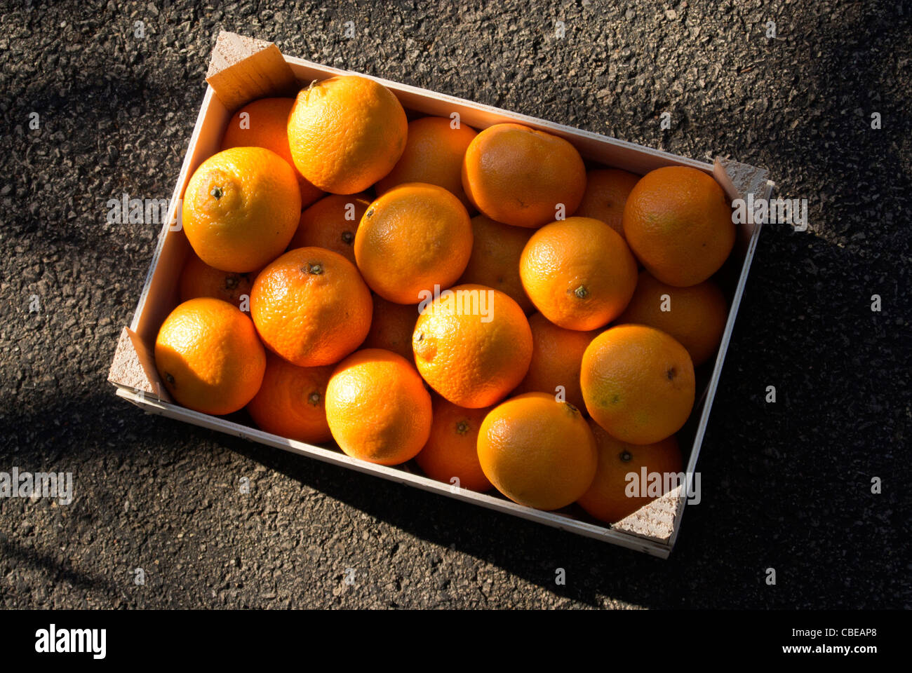 Clementine orange crate hi-res stock photography and images - Alamy