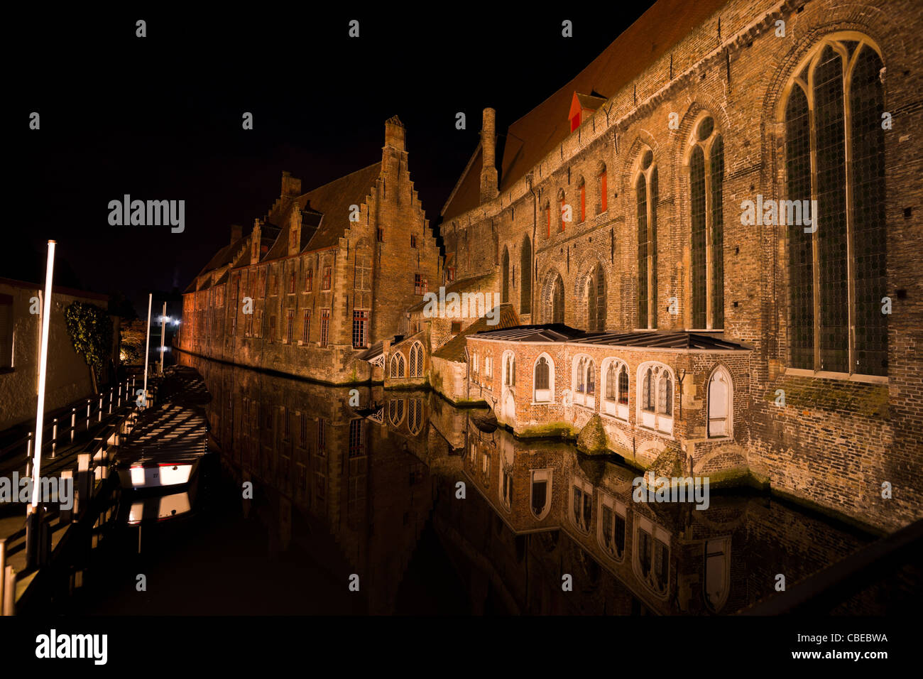 A building of Hans Memling museum in Bruges, Belgium Stock Photo - Alamy