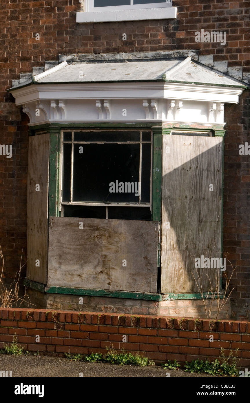 Empty properties hi-res stock photography and images - Alamy
