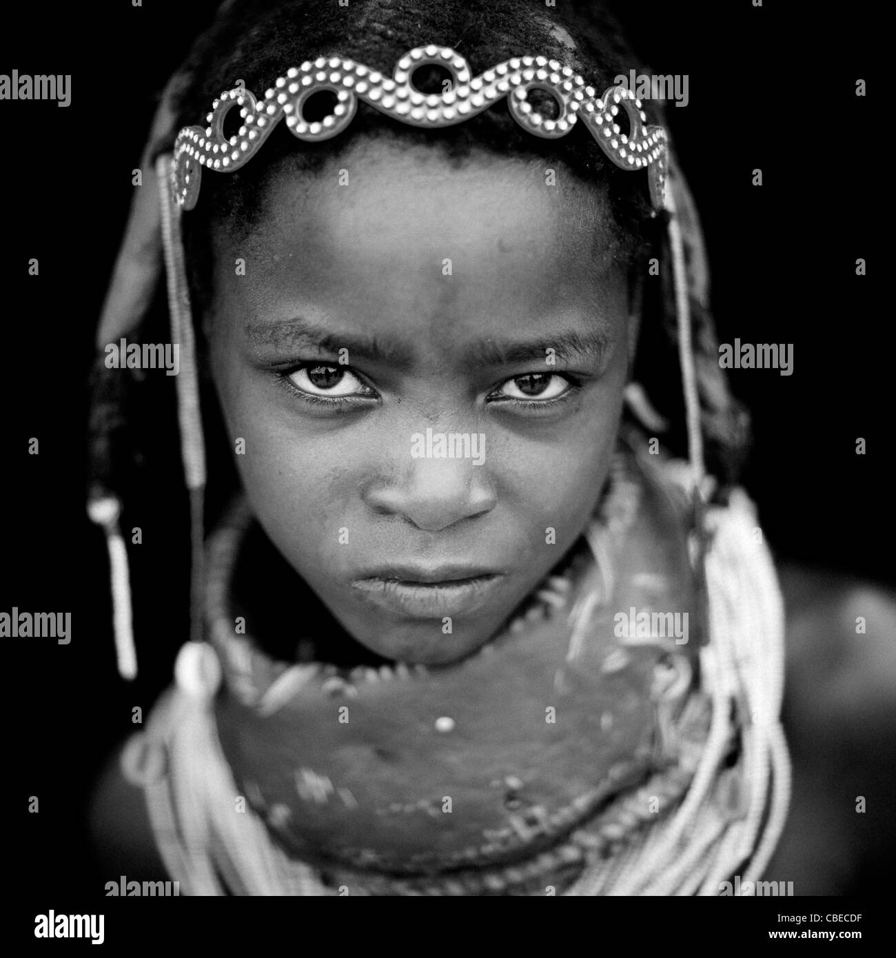 Mwila Girl With The Traditional Vikeka Mud Necklace, Angola Stock Photo ...
