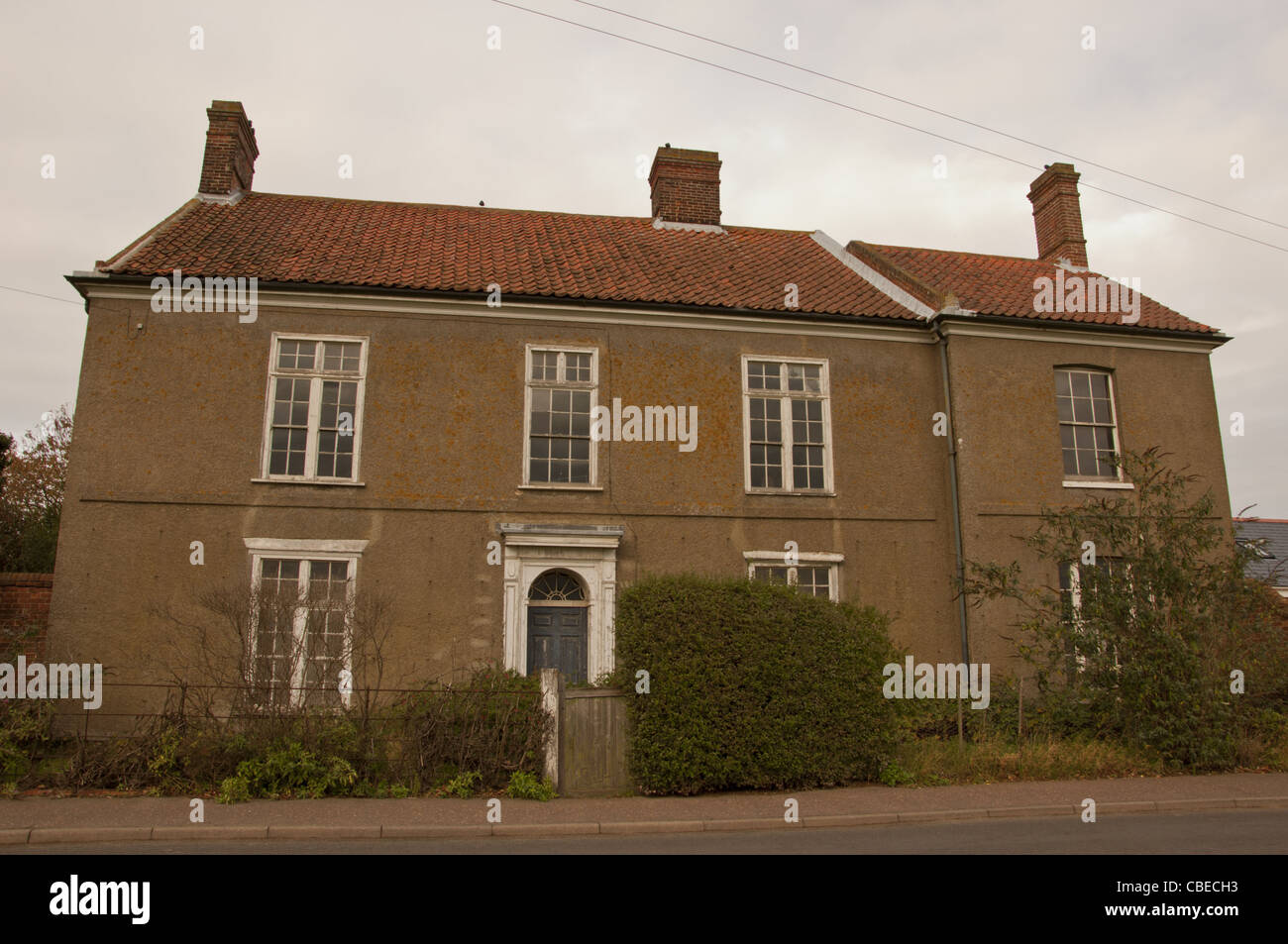 Georgian farm house in need of restoration Stock Photo - Alamy