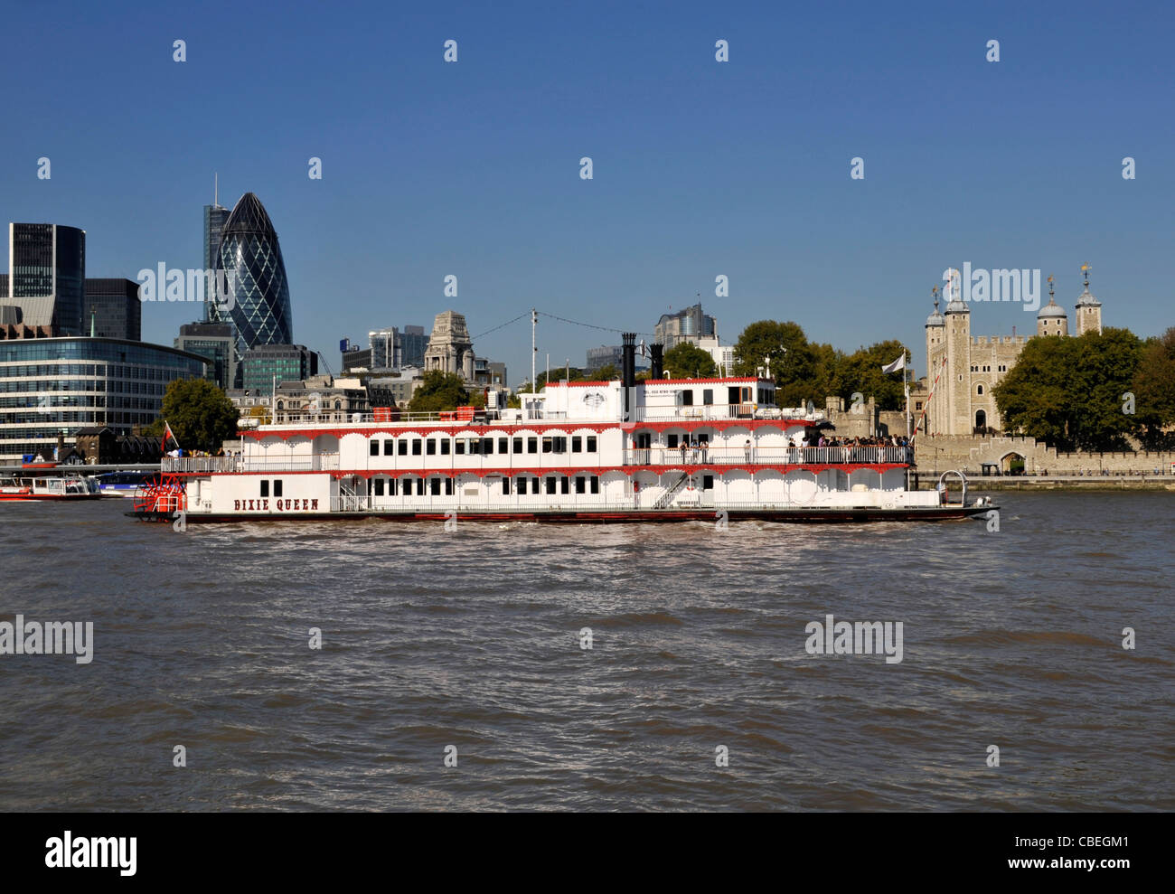 Dixie queen pleasure boat river hi-res stock photography and images - Alamy