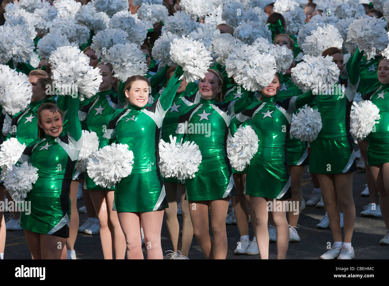 Varsity spirit cheer hi-res stock photography and images - Alamy