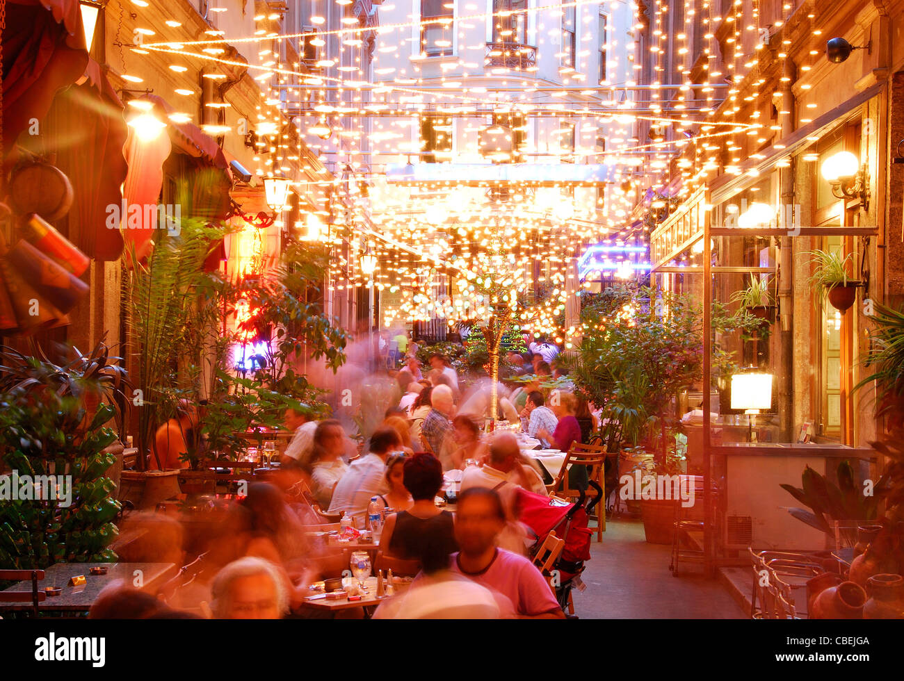 Crowded istiklal street in istanbul hi-res stock photography and images ...