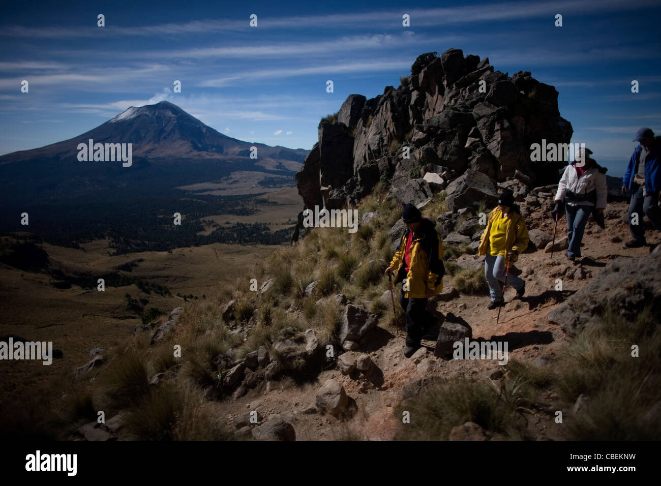 Popocatepetl volcano as tourists walk in el Paso de Cortes mountain ...