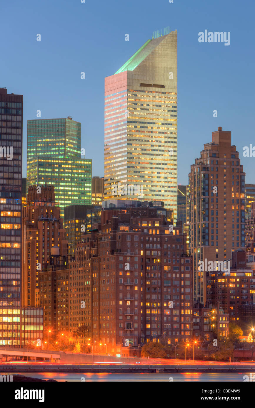 Side by side buildings hi-res stock photography and images - Alamy