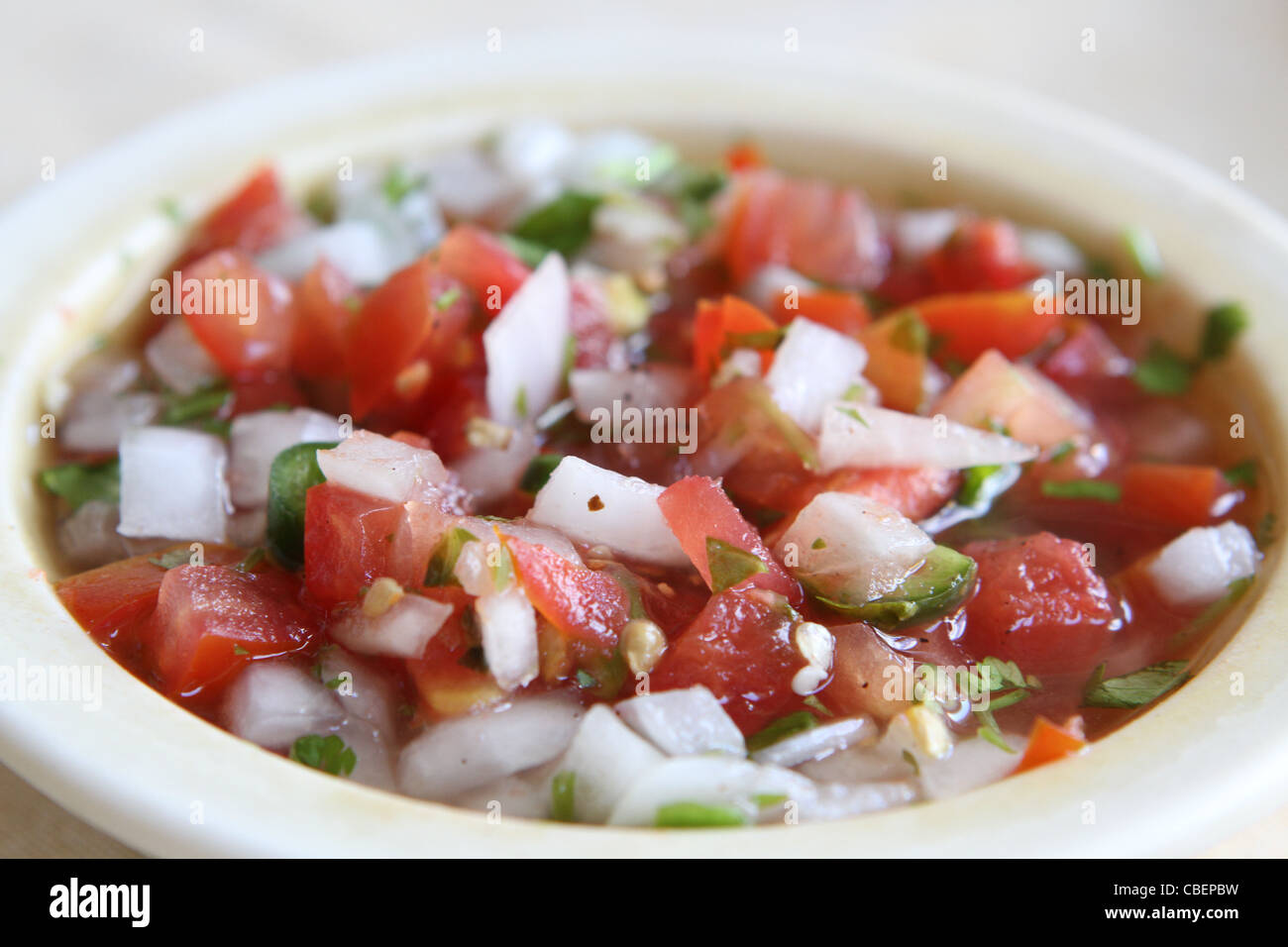 A bowl of fresh salsa Stock Photo - Alamy