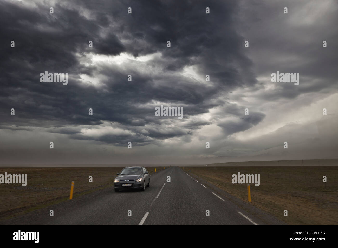 Ash fall from Grimsvotn volcanic eruption, Iceland Traveling on the ...