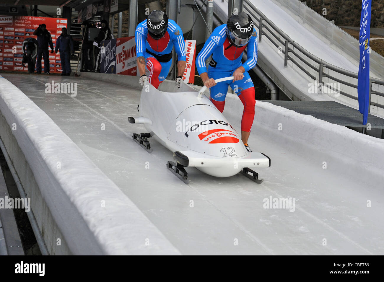 Bob sleigh olympics hi-res stock photography and images - Alamy