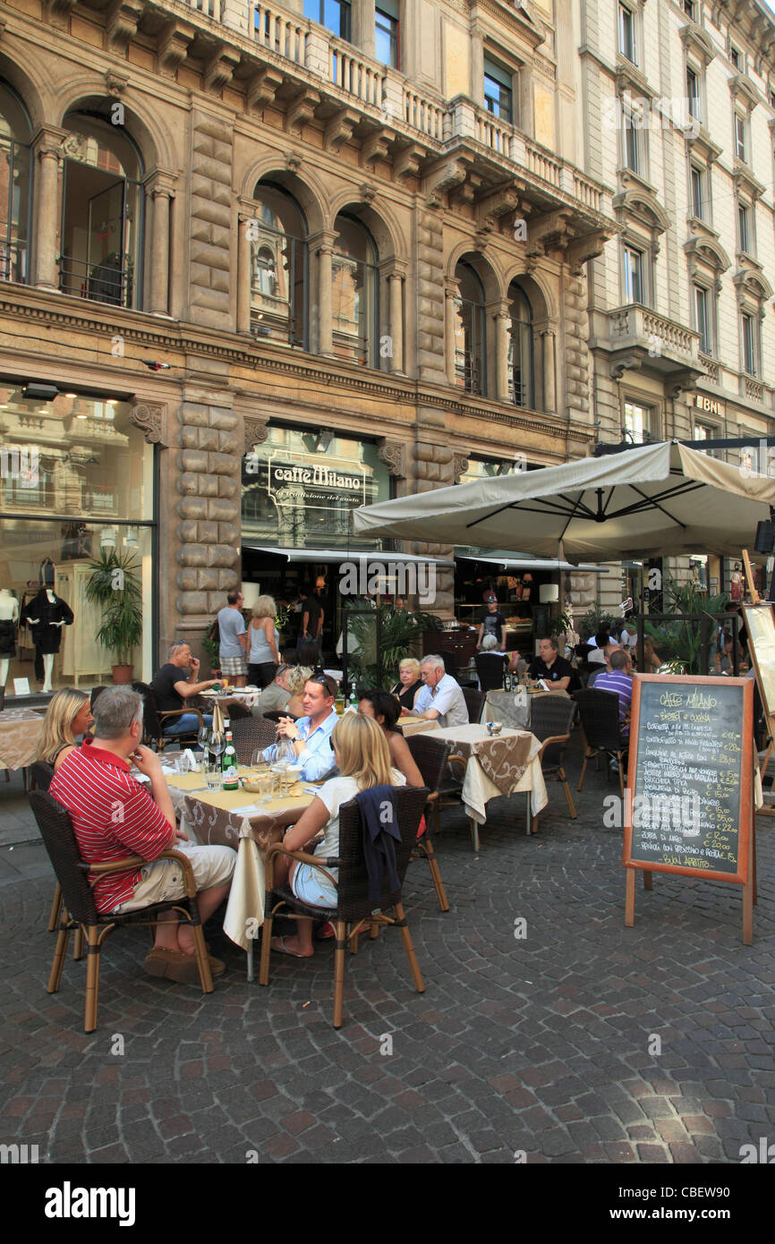 Milano italy cafe hi-res stock photography and images - Alamy
