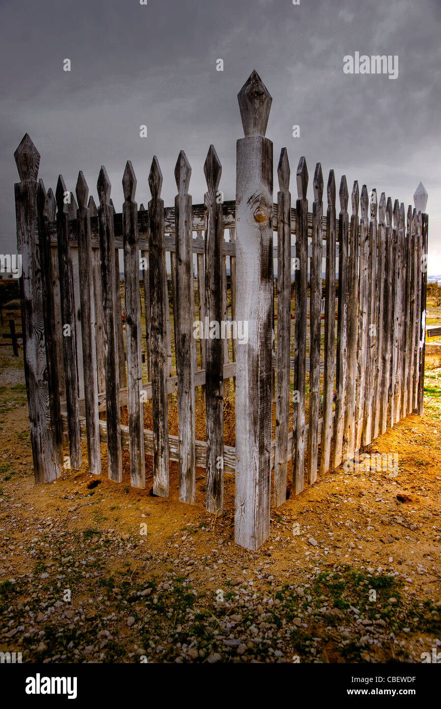 Graveyard in Wendon Arizona Stock Photo - Alamy