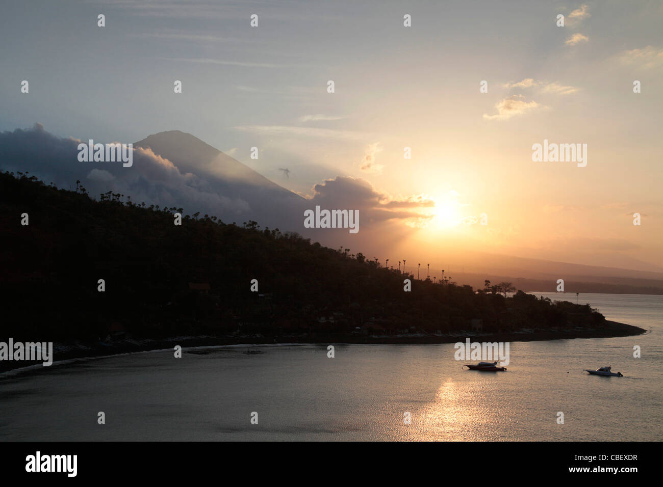 Sunset over Mount Gunung Agung, Jemeluk Bay, Amed, Bali, Indonesia ...