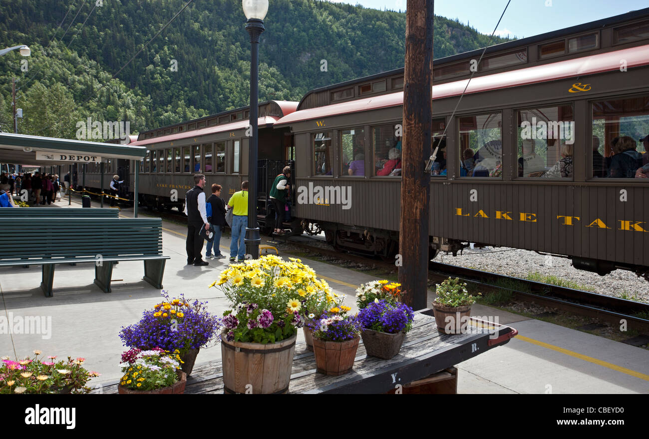 Skagway train hi-res stock photography and images - Alamy