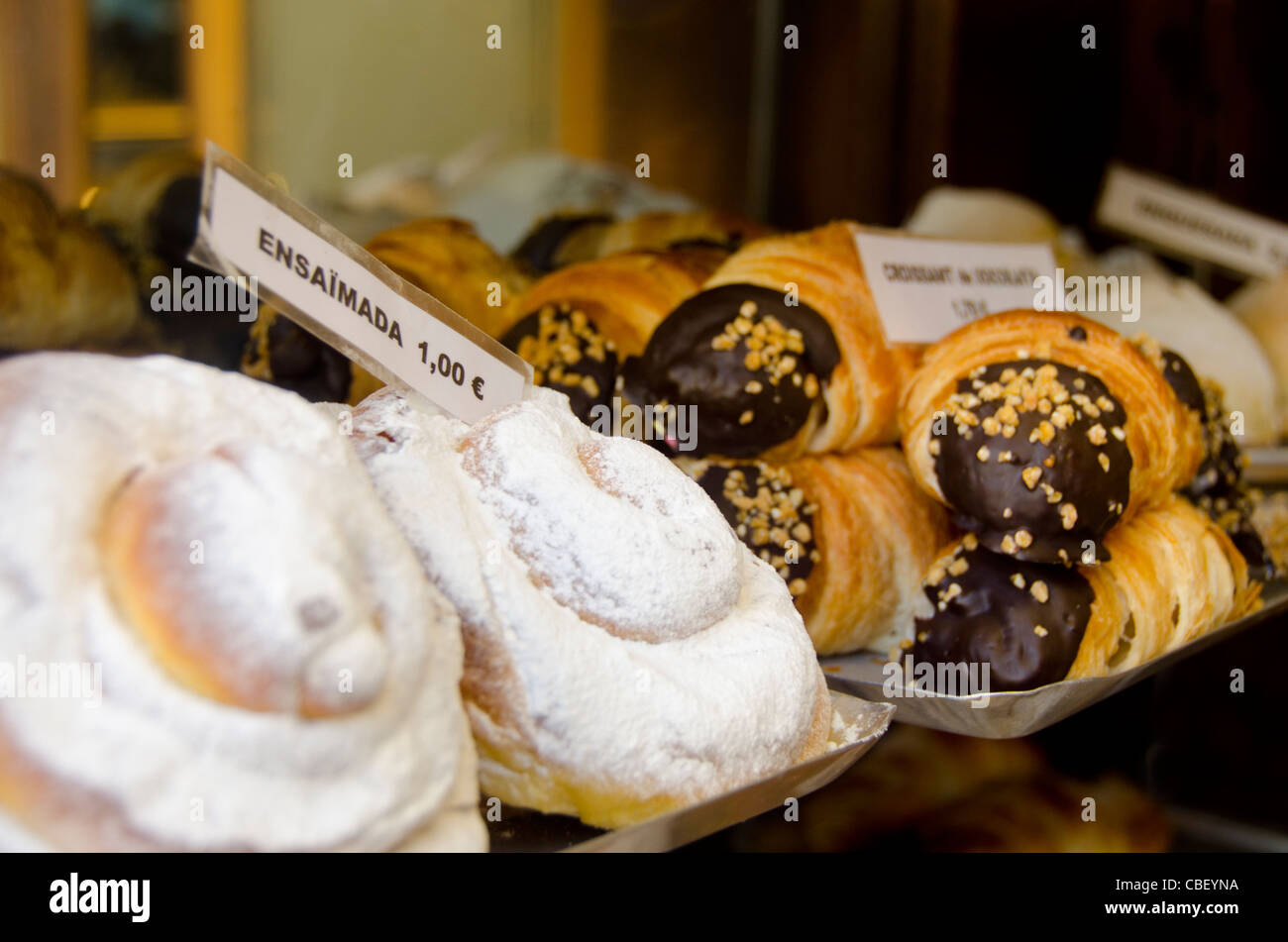 Spain, Catalunya, Barcelona. Bakery shop window on La Rambla Stock ...