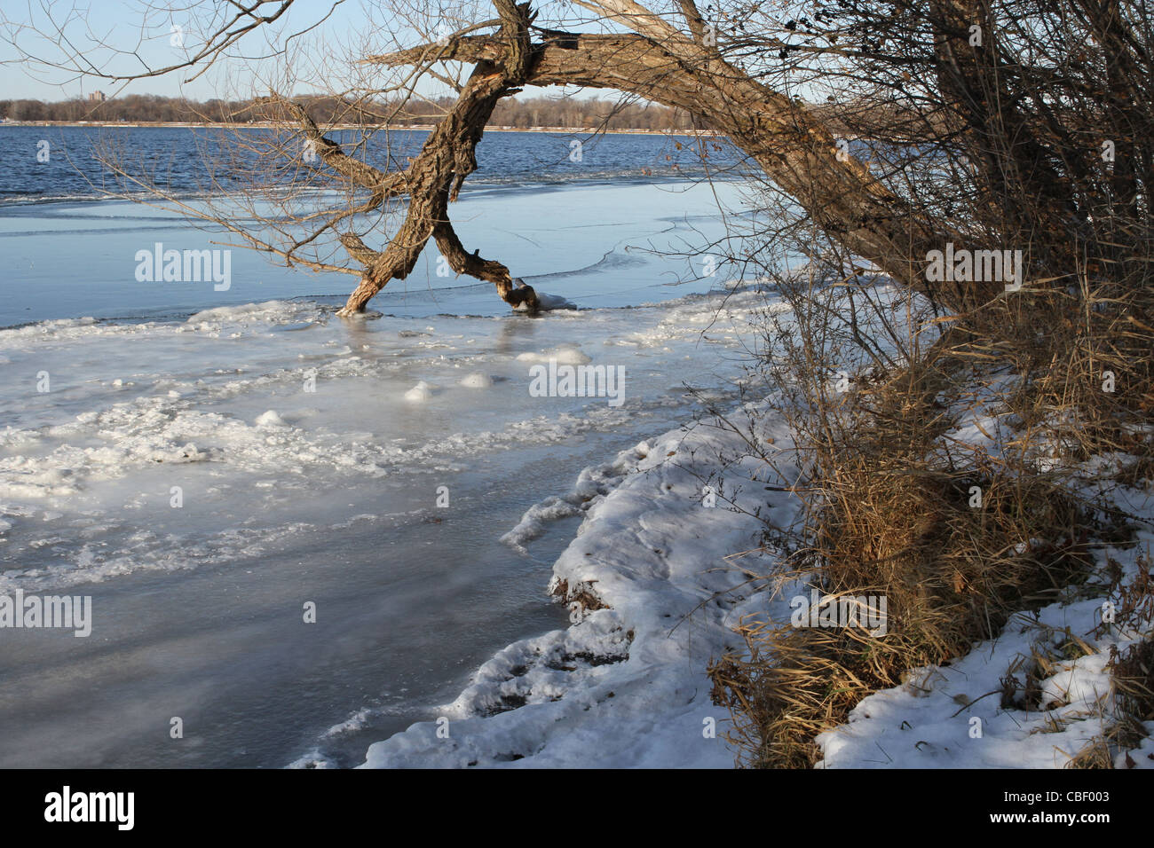 A partially frozen lake in Minneapolis, Minnesota Stock Photo - Alamy