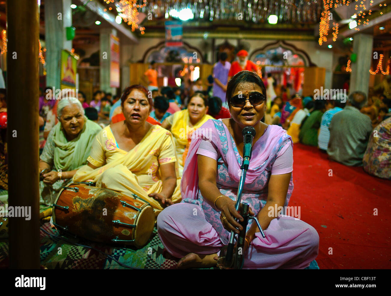 Amritsar, Golden Temple visiting the "turban People of India ...
